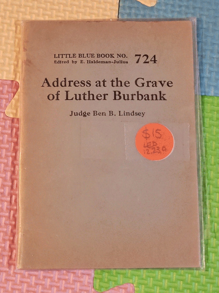 How the Army and the Navy Fight Venereal Diseases (Little Blue Book 1677)